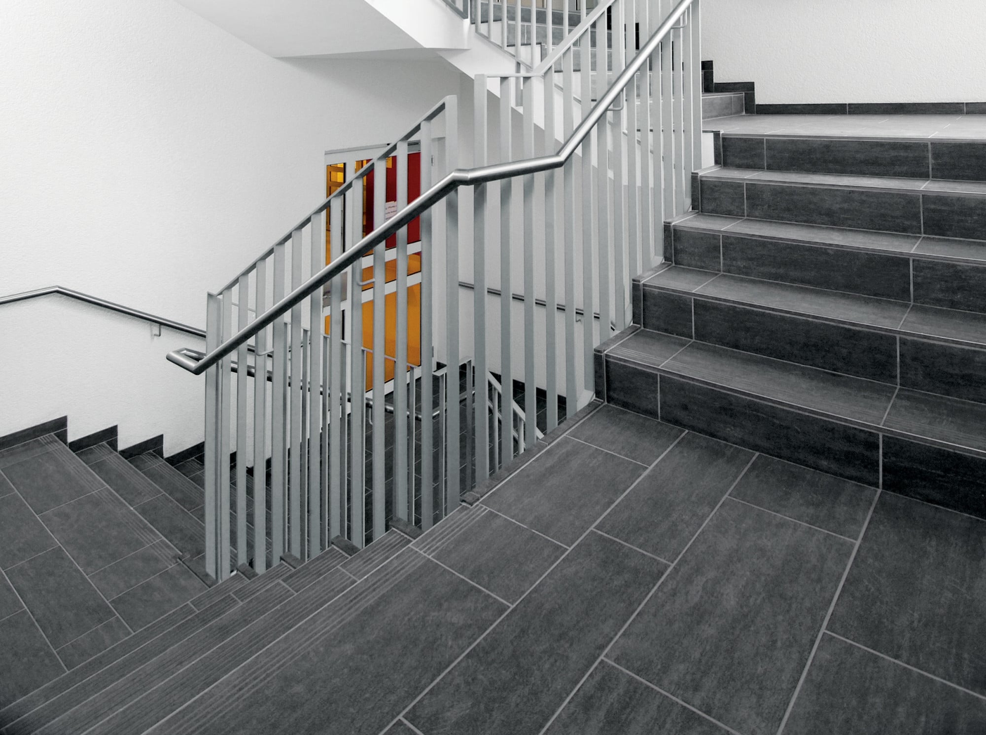 Treppen | Fliesen und Platten | Einsatzbereiche | Baunetz_Wissen