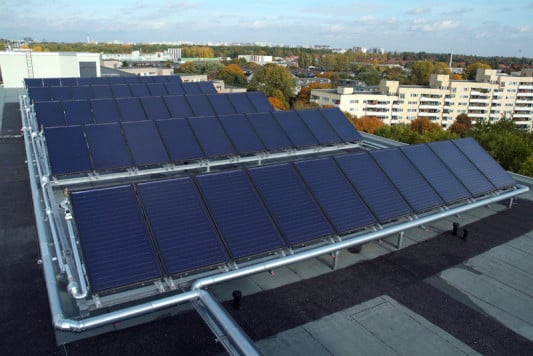 Solarthermische Großanlagen | Solar | Solarwärme | Baunetz_Wissen