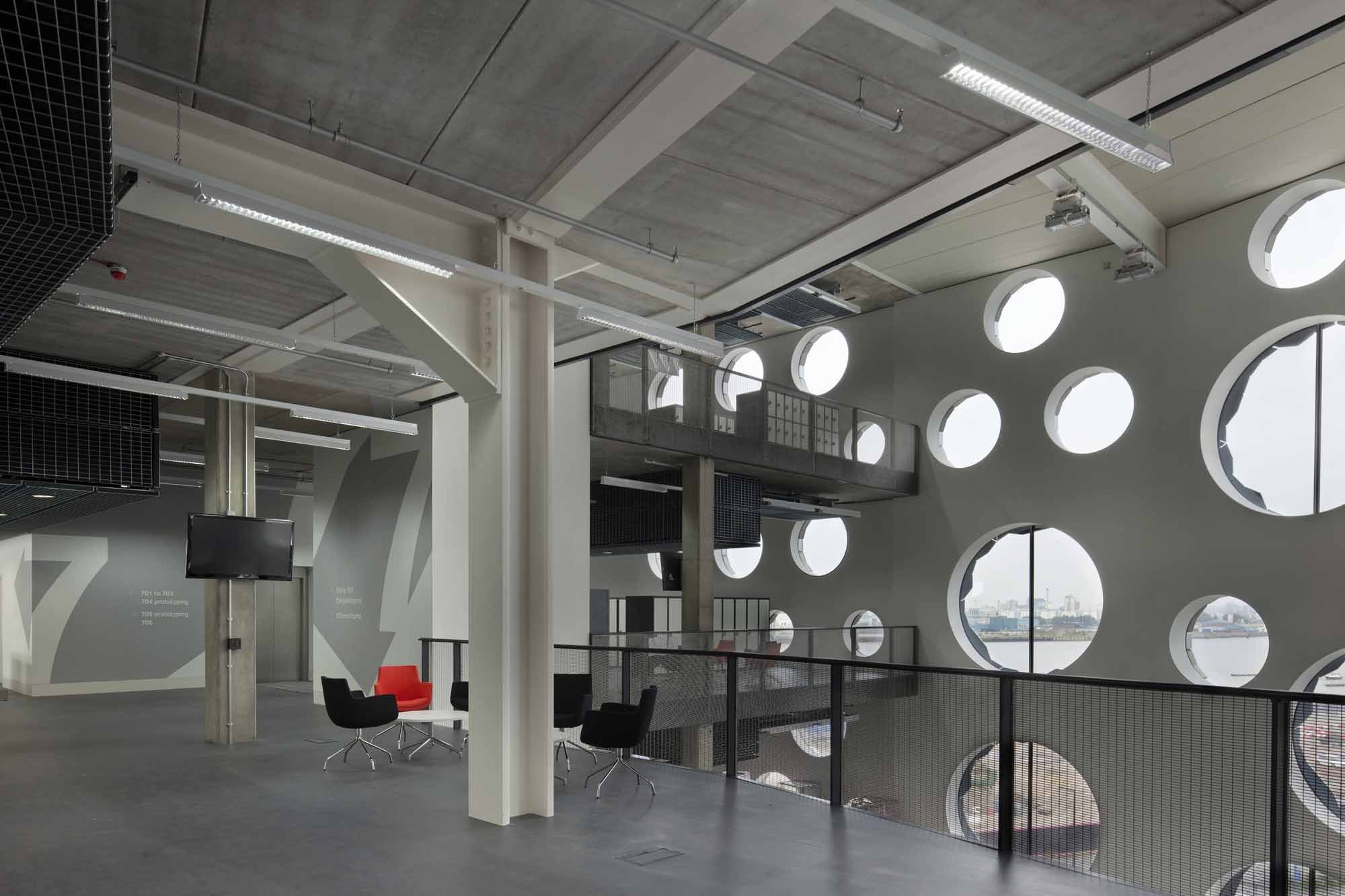Ravensbourne College in London | Fassade | Kultur/Bildung | BauNetz Wissen