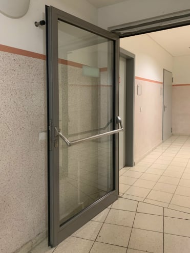 DIN EN 1125: Panikverschlüsse mit horizontaler Betätigungsstange ...