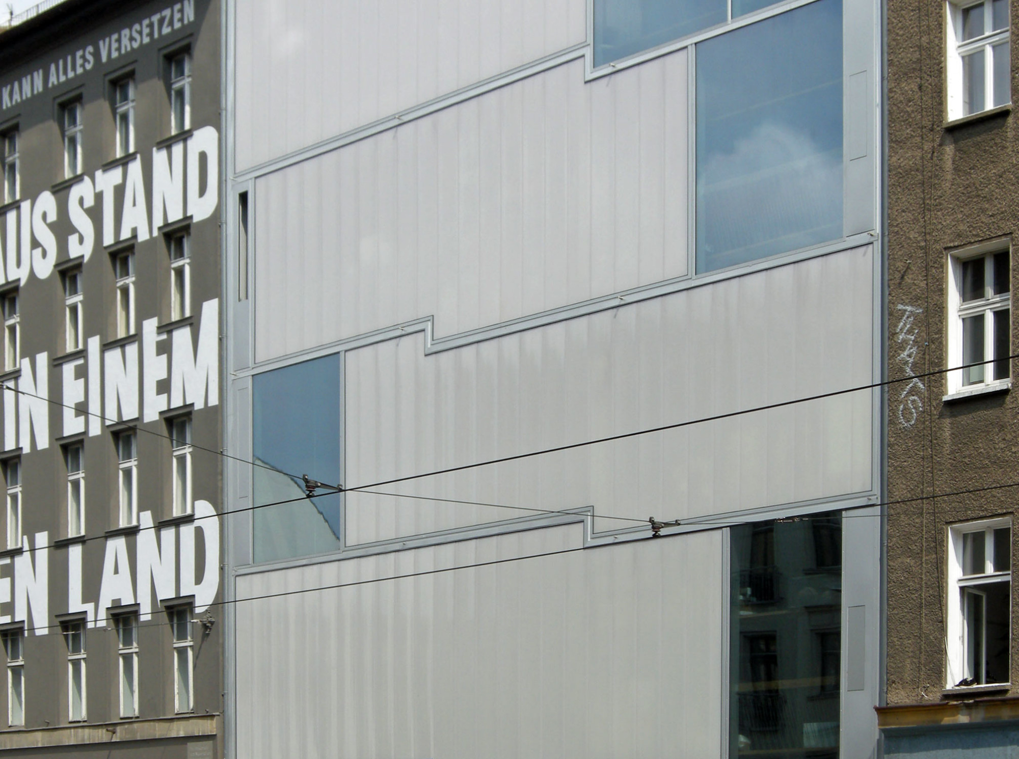 Bekleidungselemente | Fassade | Fassadenelemente | BauNetz Wissen