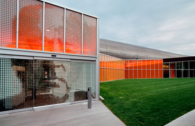 Ausfachungen | Fassade | Fassadenelemente | BauNetz Wissen