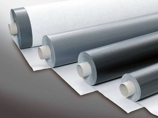 Dachbahnen aus PVC | Flachdach | Kunststoffbahnen | BauNetz Wissen