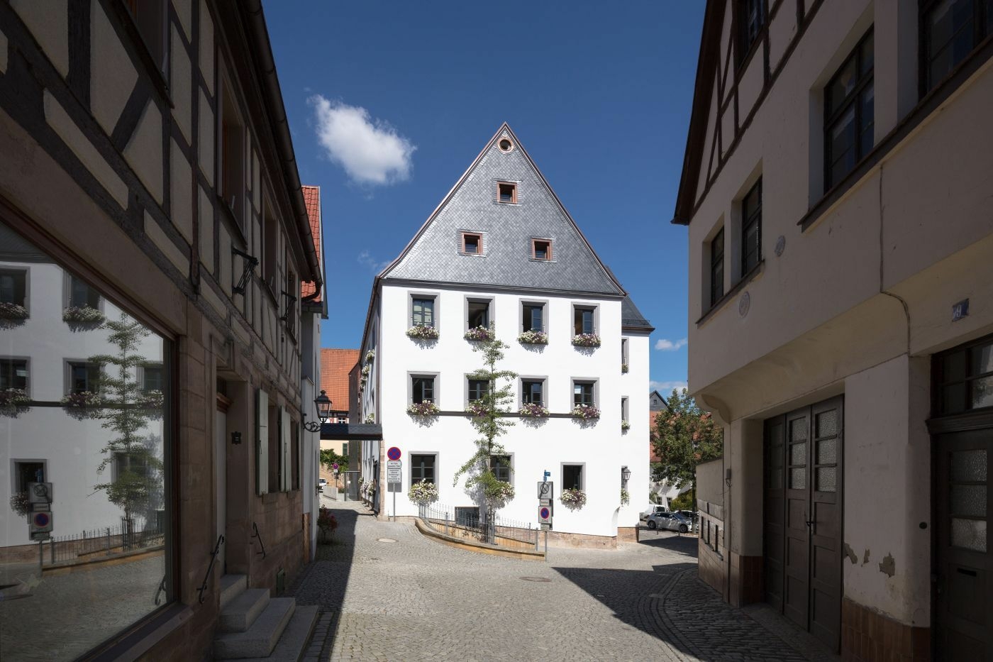 Spitzwinkel-Deckung | Schiefer | Deckungsarten | BauNetz Wissen