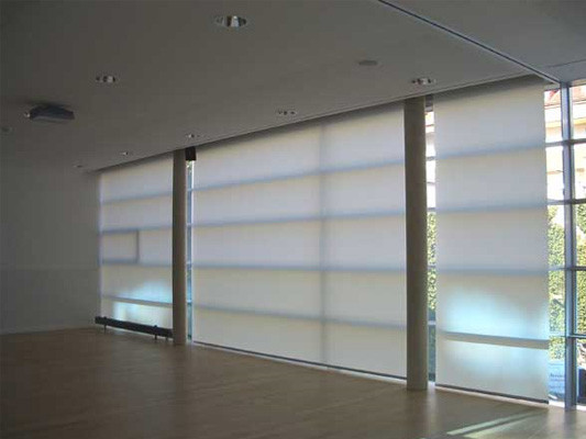 Elektro-Rollos | Sonnenschutz | Textilien | BauNetz Wissen