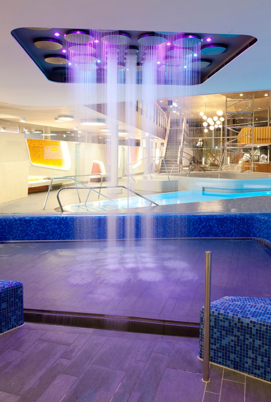 Emser Therme in Bad Ems | Fliesen und Platten | Sport/Freizeit | BauNetz Wissen