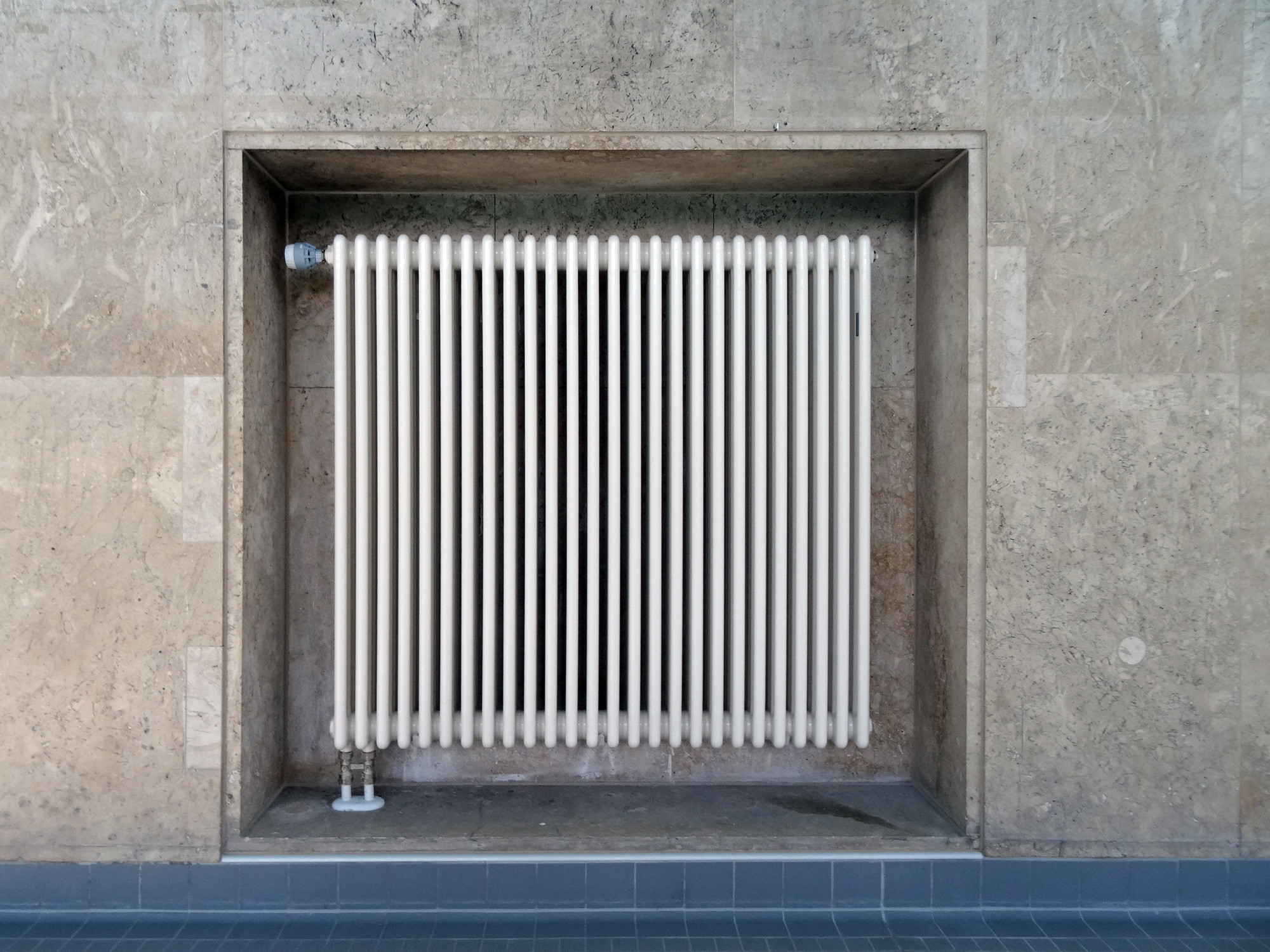 Gliederheizkörper, Radiatoren | Heizung | Heizflächen | BauNetz Wissen