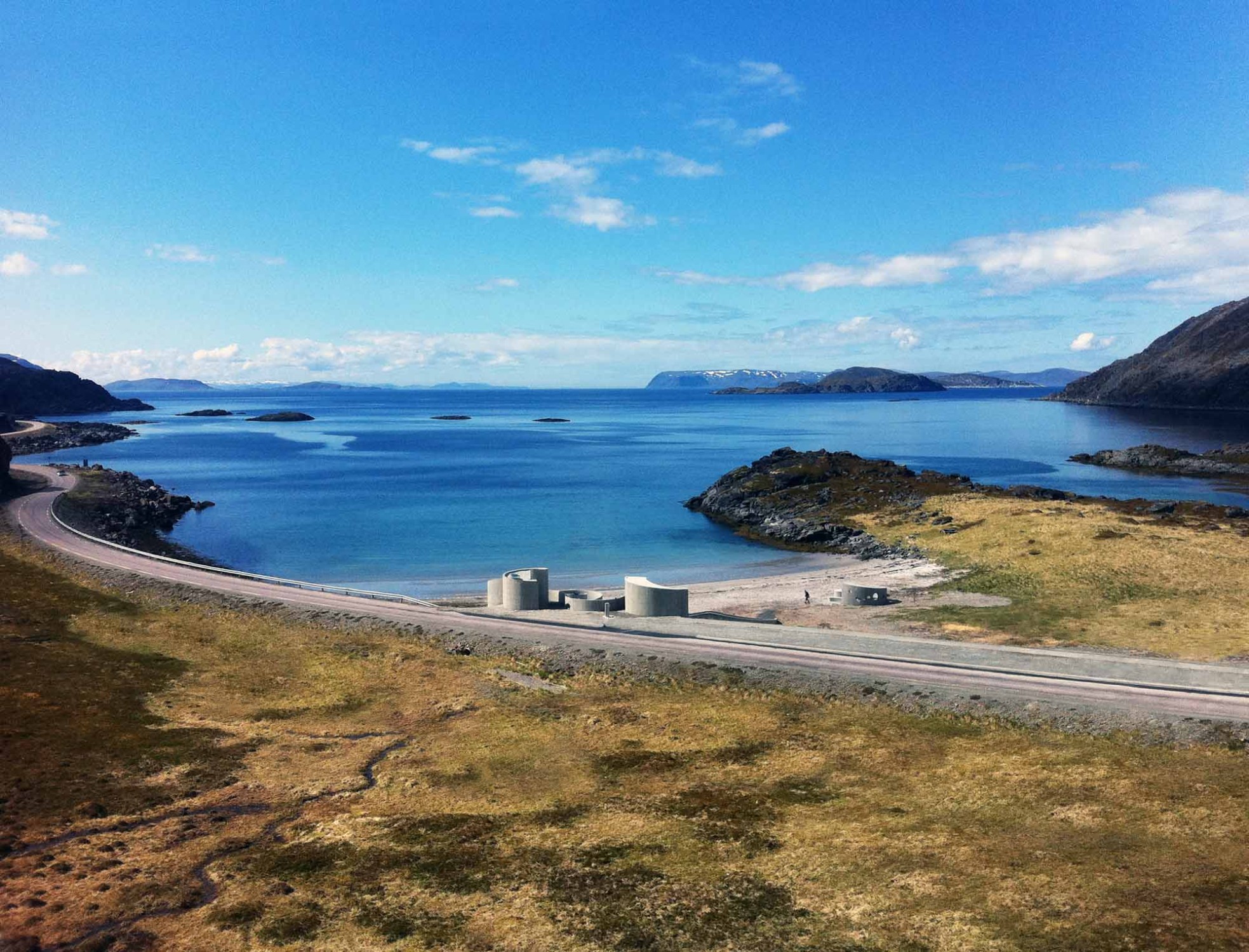 Rastplatz Selvika nahe Havøysund | Beton | Öffentlicher Raum | BauNetz ...