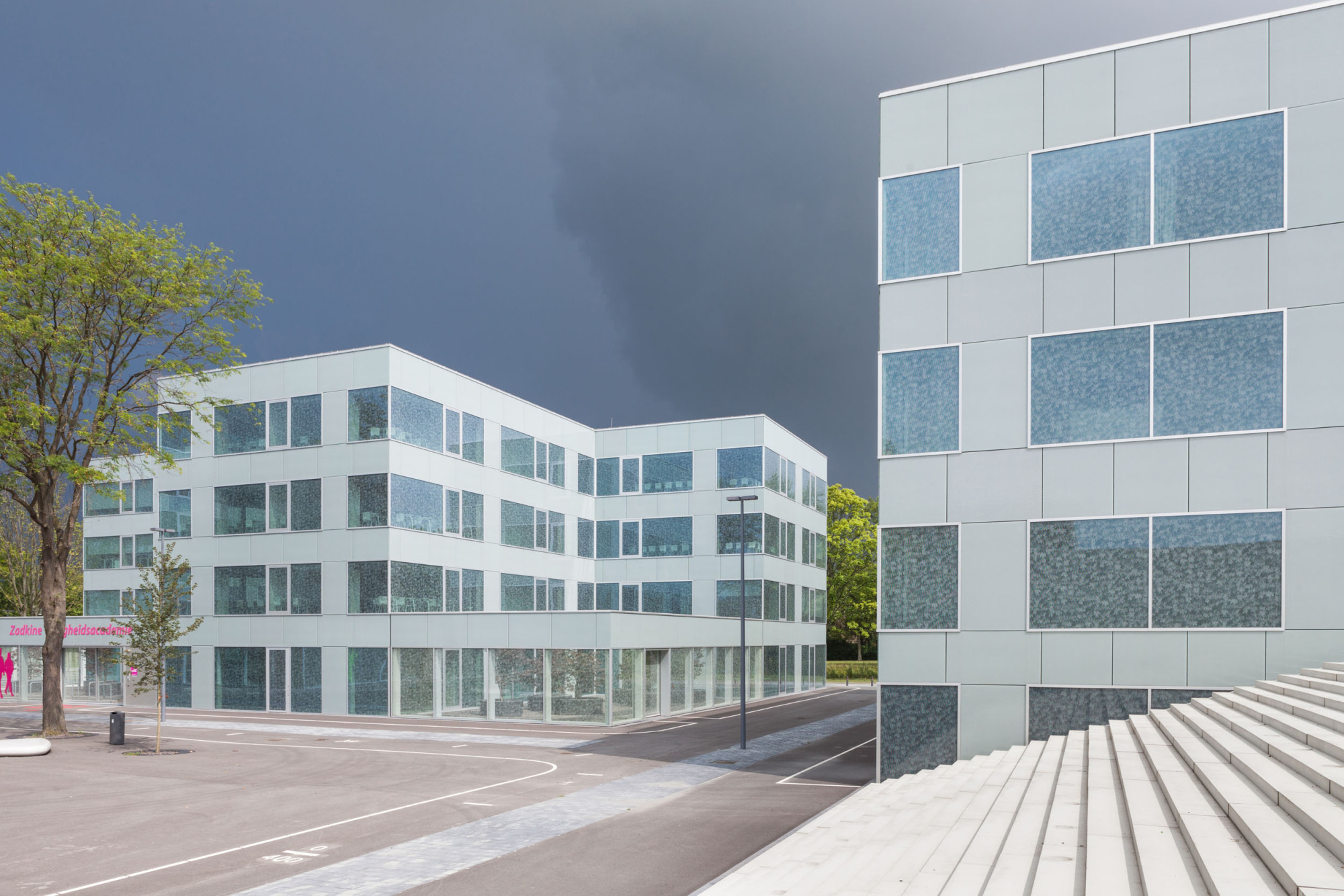 Campus Hoogvliet in Rotterdam | Glas | Bildung | Baunetz_Wissen