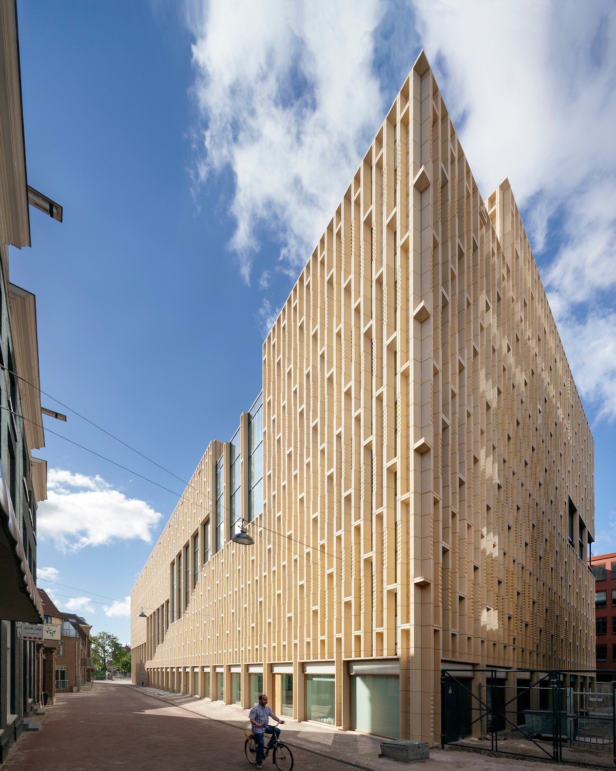 Kulturzentrum Rozet in Arnheim | Fassade | Kultur/Bildung | BauNetz Wissen