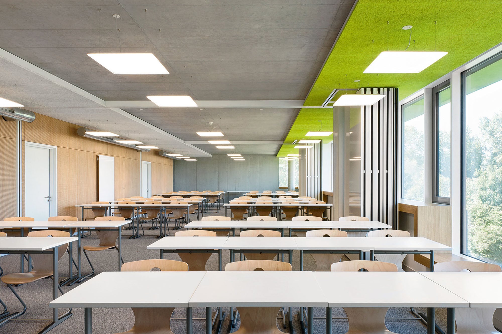 Gymnasium in Ergolding | Flachdach | Bildung | BauNetz Wissen