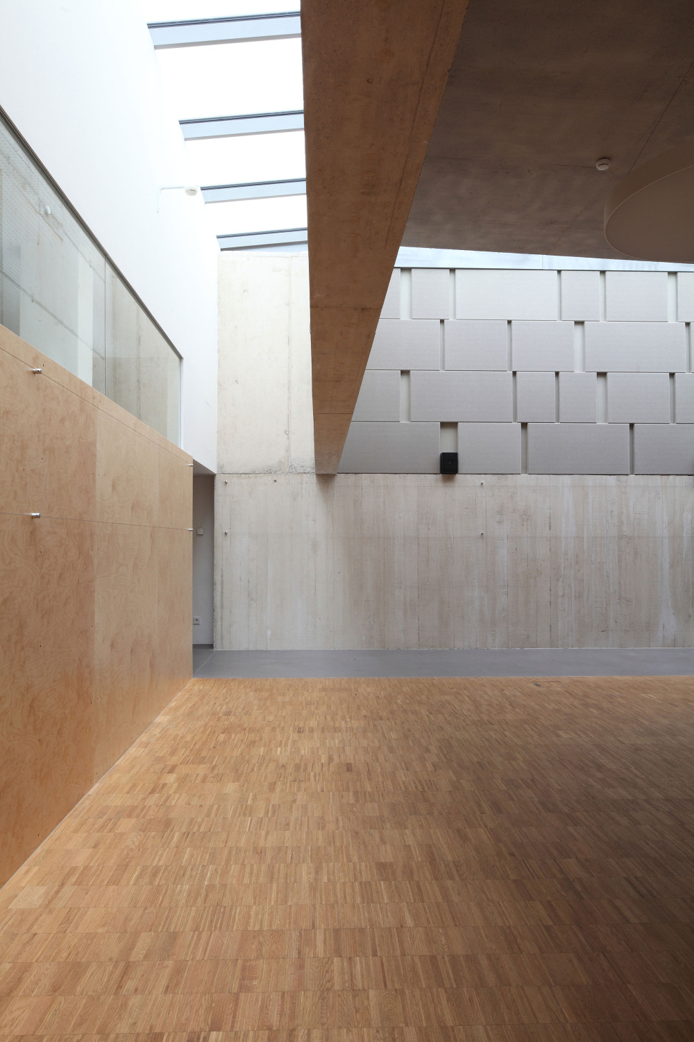 Neue Mittelschule Wölfnitz | Beton | Bildung | Baunetz_Wissen