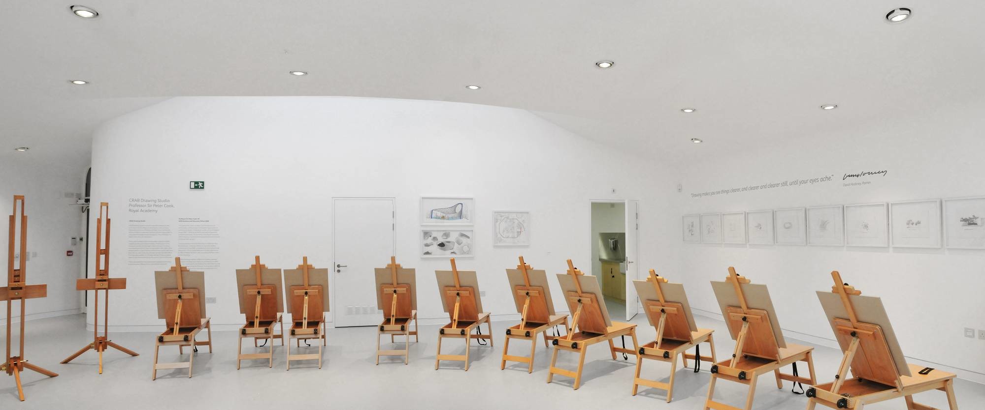 Zeichenatelier der Kunstuniversität Bournemouth | Geneigtes Dach ...