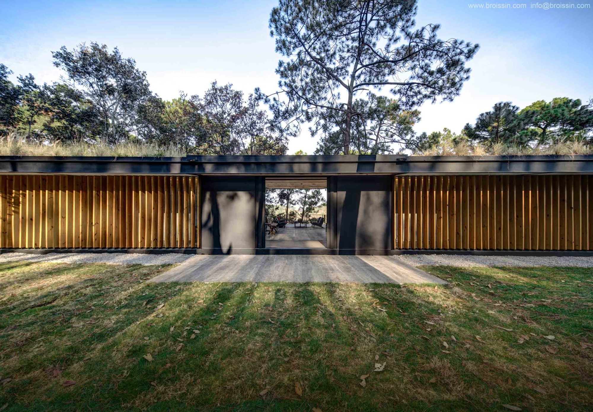 Irekua Anatani House in Avandaro | Flachdach | Wohnen/EFH | Baunetz_Wissen