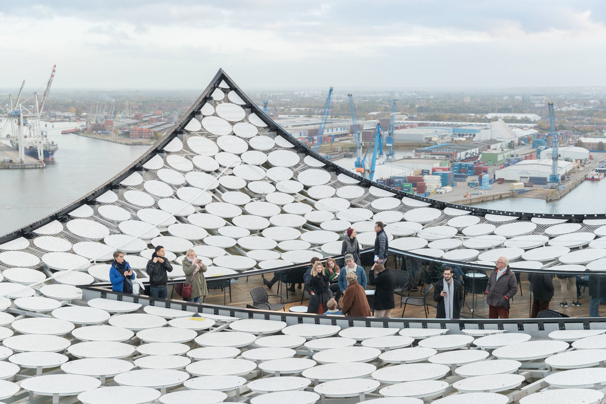 Elbphilharmonie in Hamburg | Glas | Kultur | Baunetz_Wissen