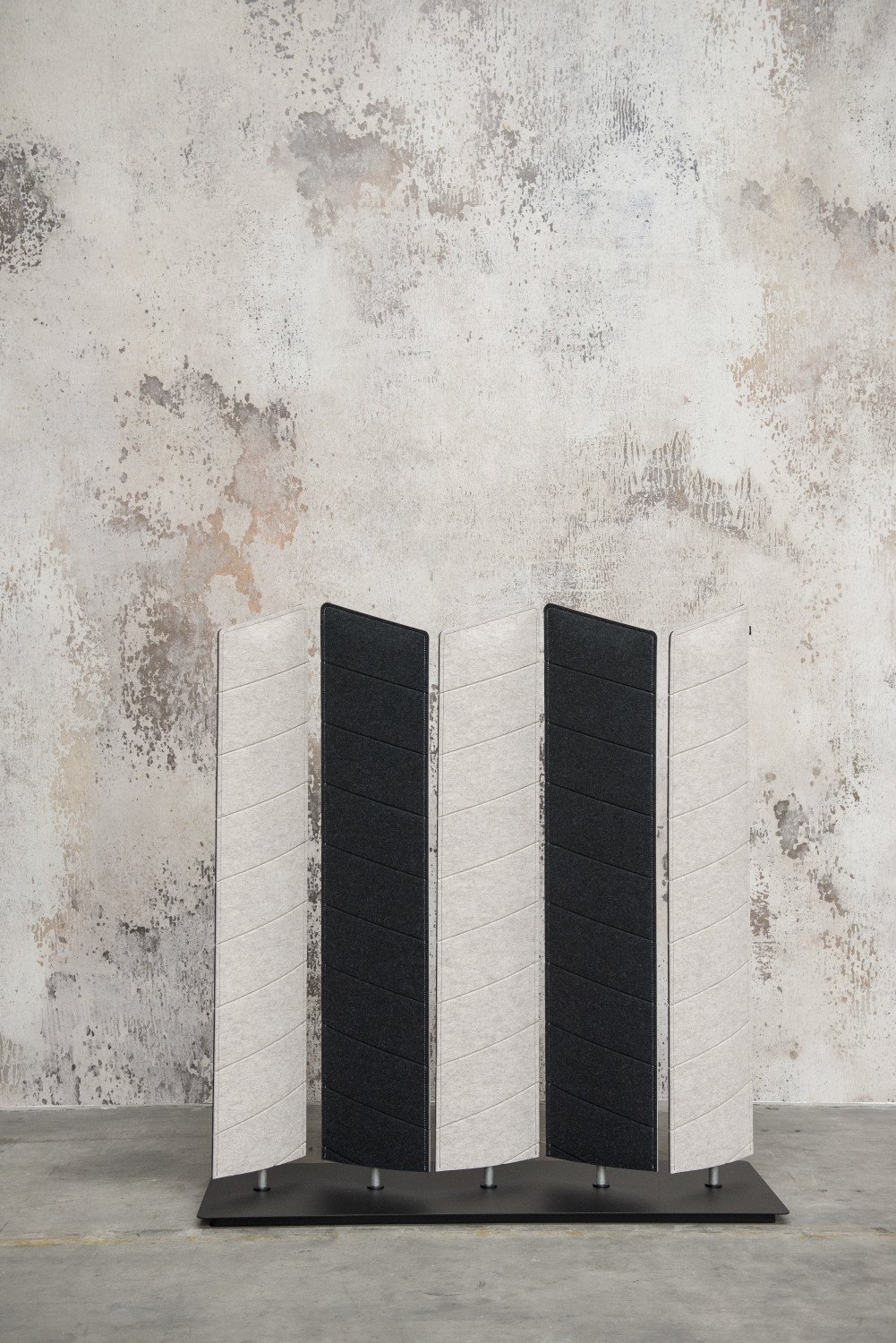 Schallabsorbierende Raumteiler | Akustik | News/Produkte | Baunetz_Wissen