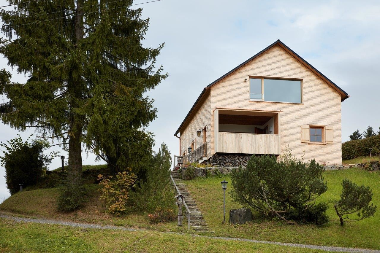 Ferienhaus Rotenberg im Bregenzerwald | Elektro | Wohnen | Baunetz_Wissen