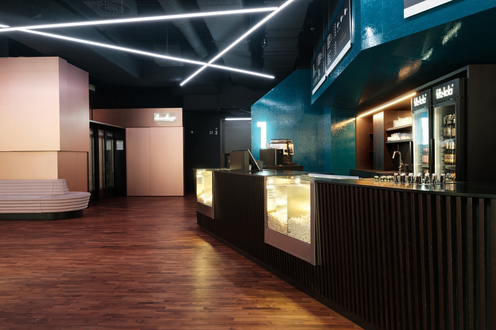 Kino Delphi Lux in Berlin | Akustik | Kultur | Baunetz_Wissen