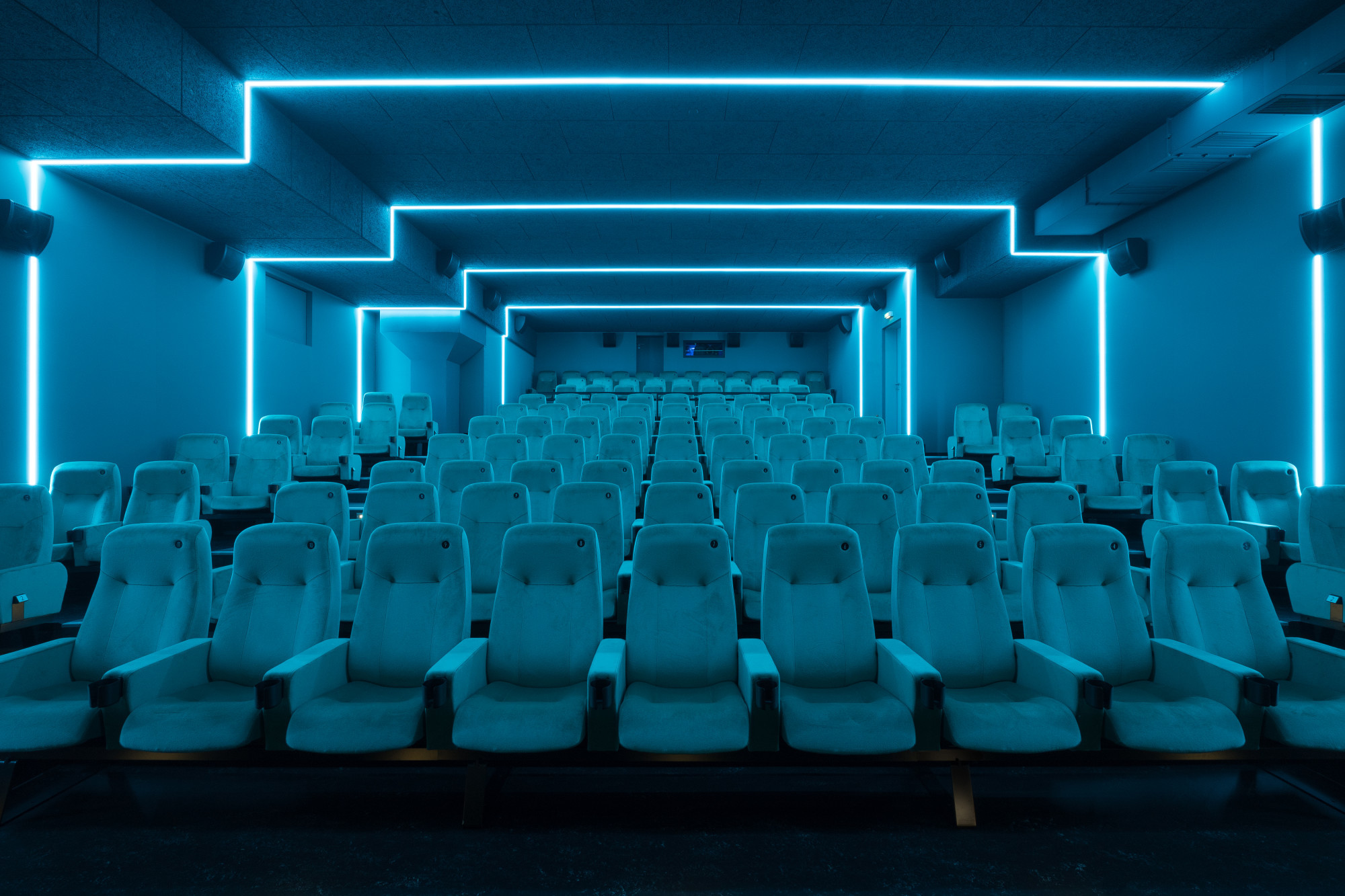 Kino Delphi Lux in Berlin | Akustik | Kultur | Baunetz_Wissen