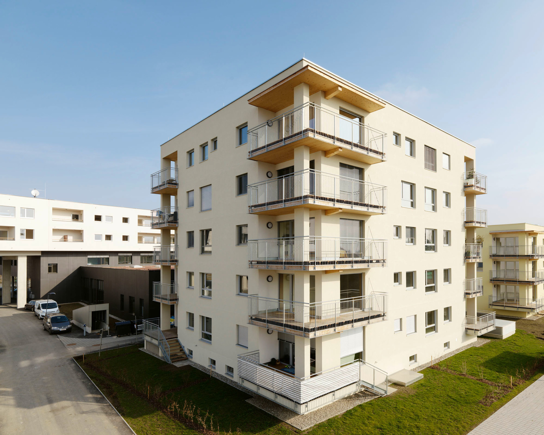 Zentrum Reininghaus Süd in Graz | Nachhaltig Bauen | Wohnen | BauNetz ...