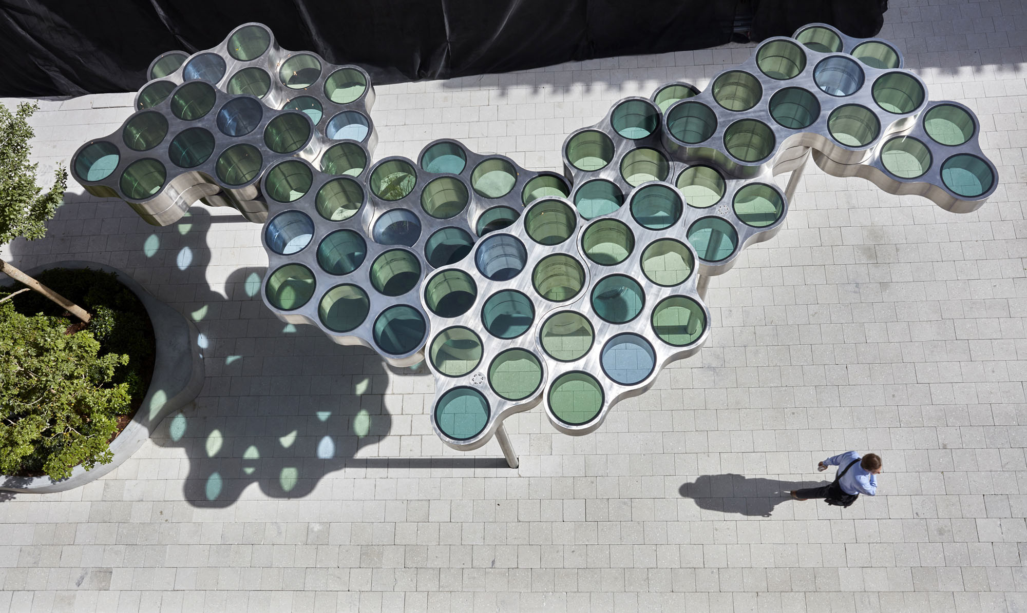 Pergola Nuage in Miami | Sonnenschutz | Sonderbauten | BauNetz Wissen