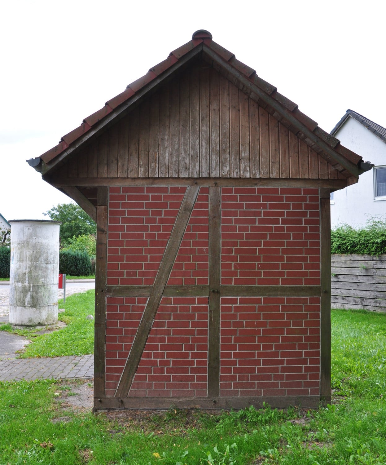 Strebe | Geneigtes Dach | Glossar | BauNetz Wissen