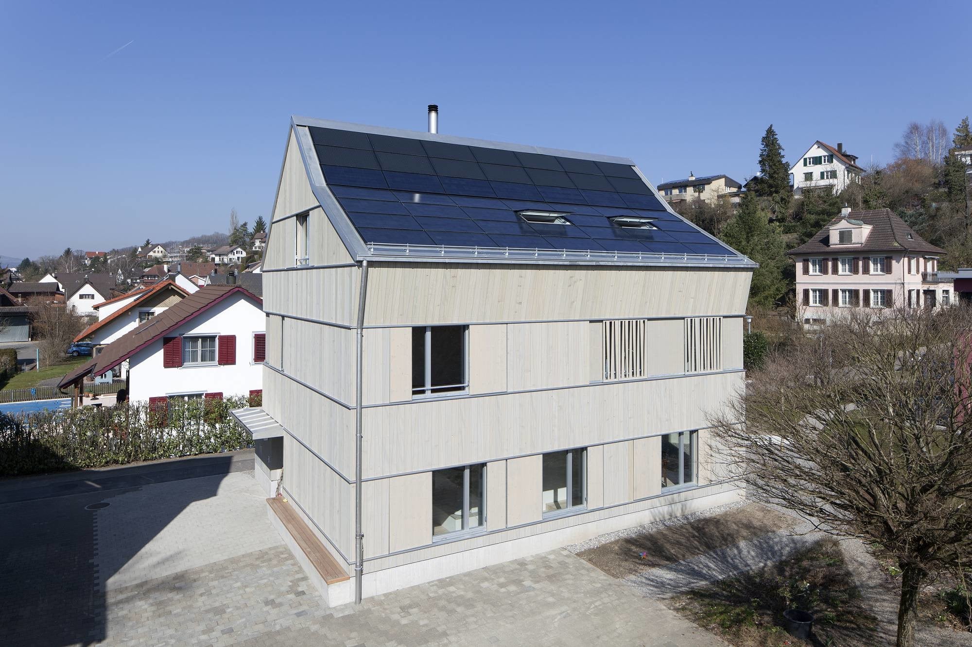 Photovoltaik als Dachdeckung | Geneigtes Dach | News/Produkte | Baunetz ...