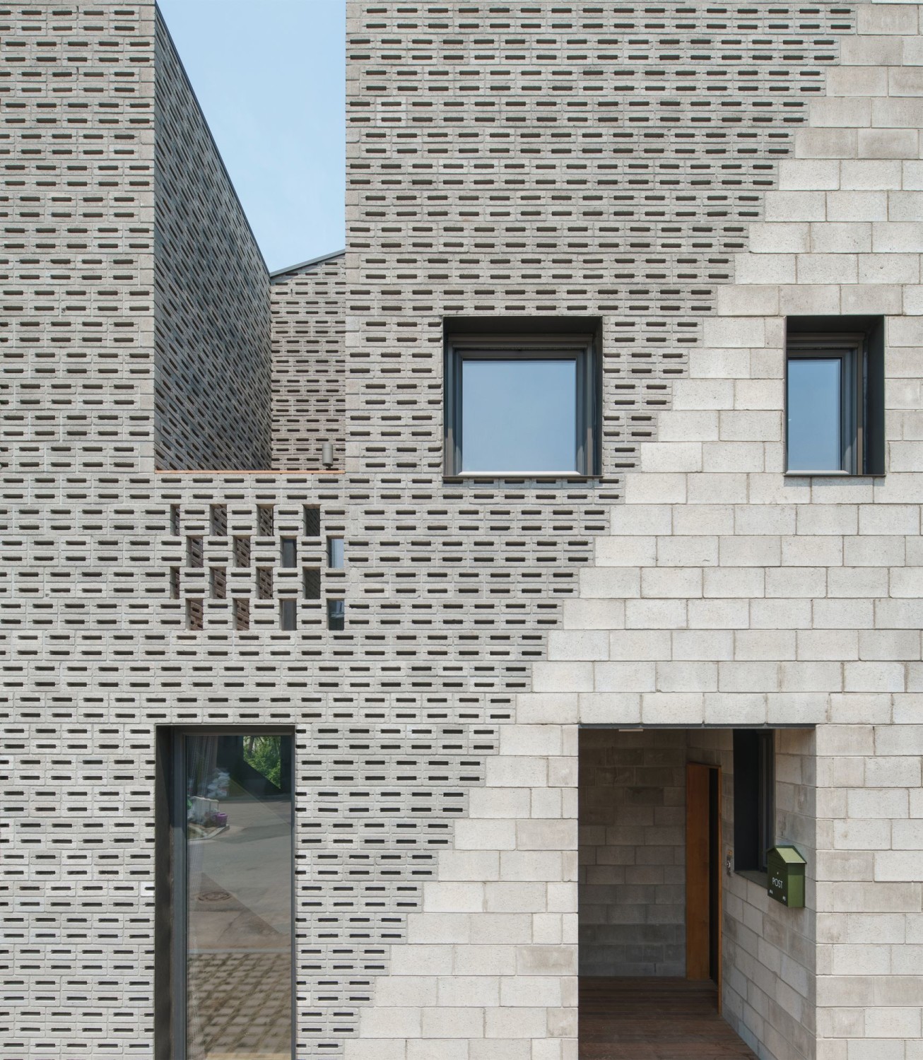 Masonry House in Suwon | Mauerwerk | Wohnen/MFH | BauNetz Wissen