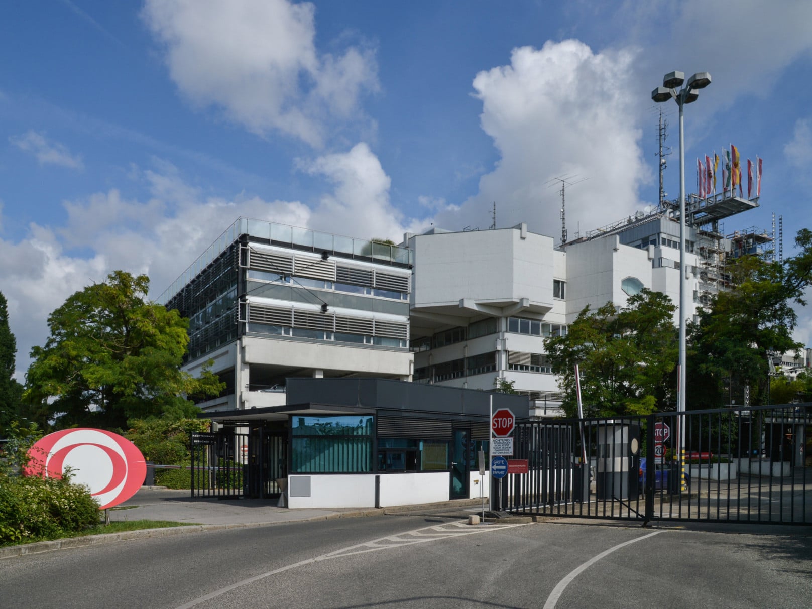 Konferenz- und Medienraum im ORF-Zentrum in Wien | Licht | Büro ...