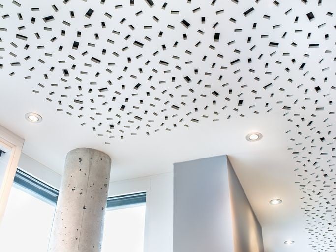 Deckenpaneel mit integrierbarer Lichtschiene | Akustik | News/Produkte ...