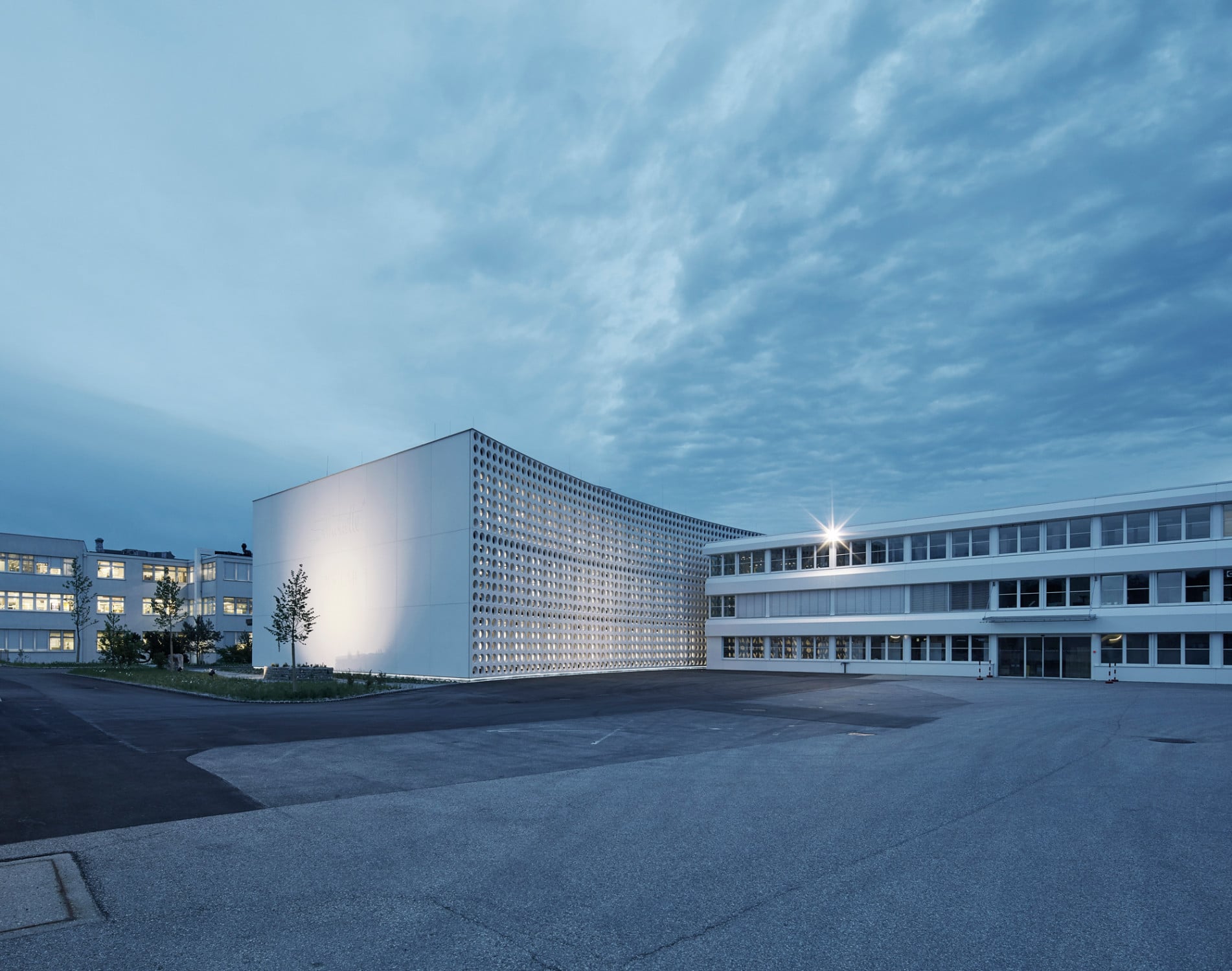 Silhouette Lens Lab in Linz | Beton | Industrie/Gewerbe | Baunetz_Wissen