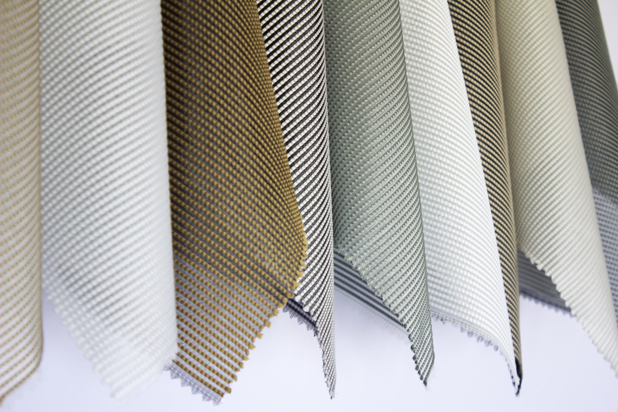 Akustisch wirksamer Vorhang | Akustik | News/Produkte | Baunetz_Wissen