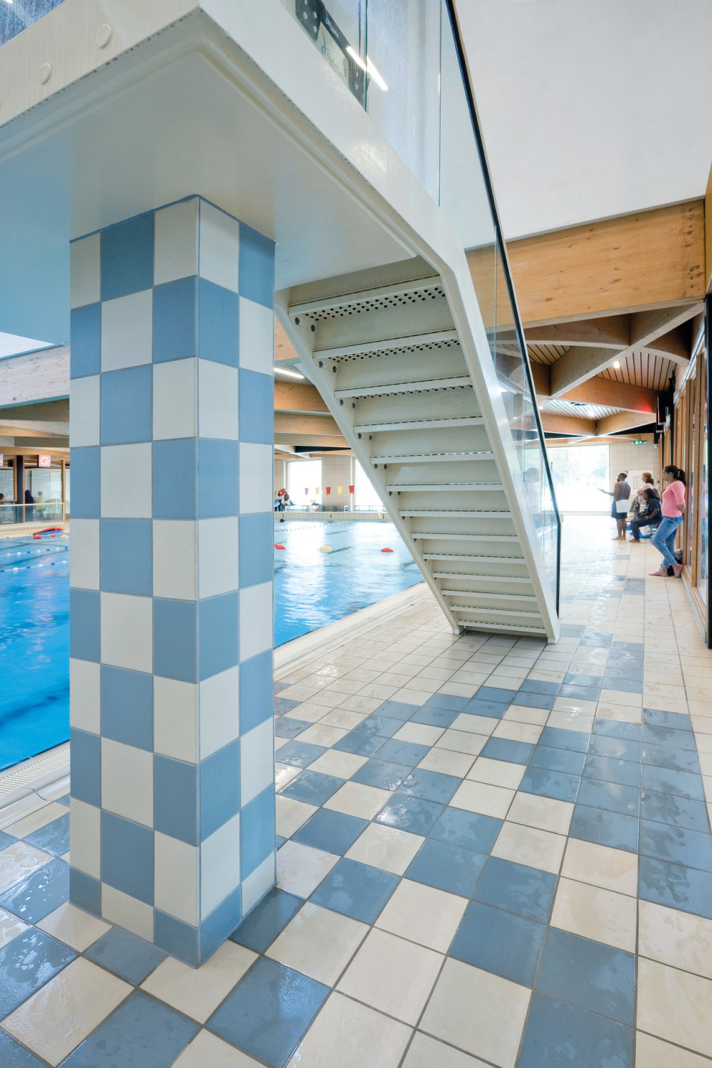 Noorderparkbad in Amsterdam | Fliesen und Platten | Sport/Freizeit ...