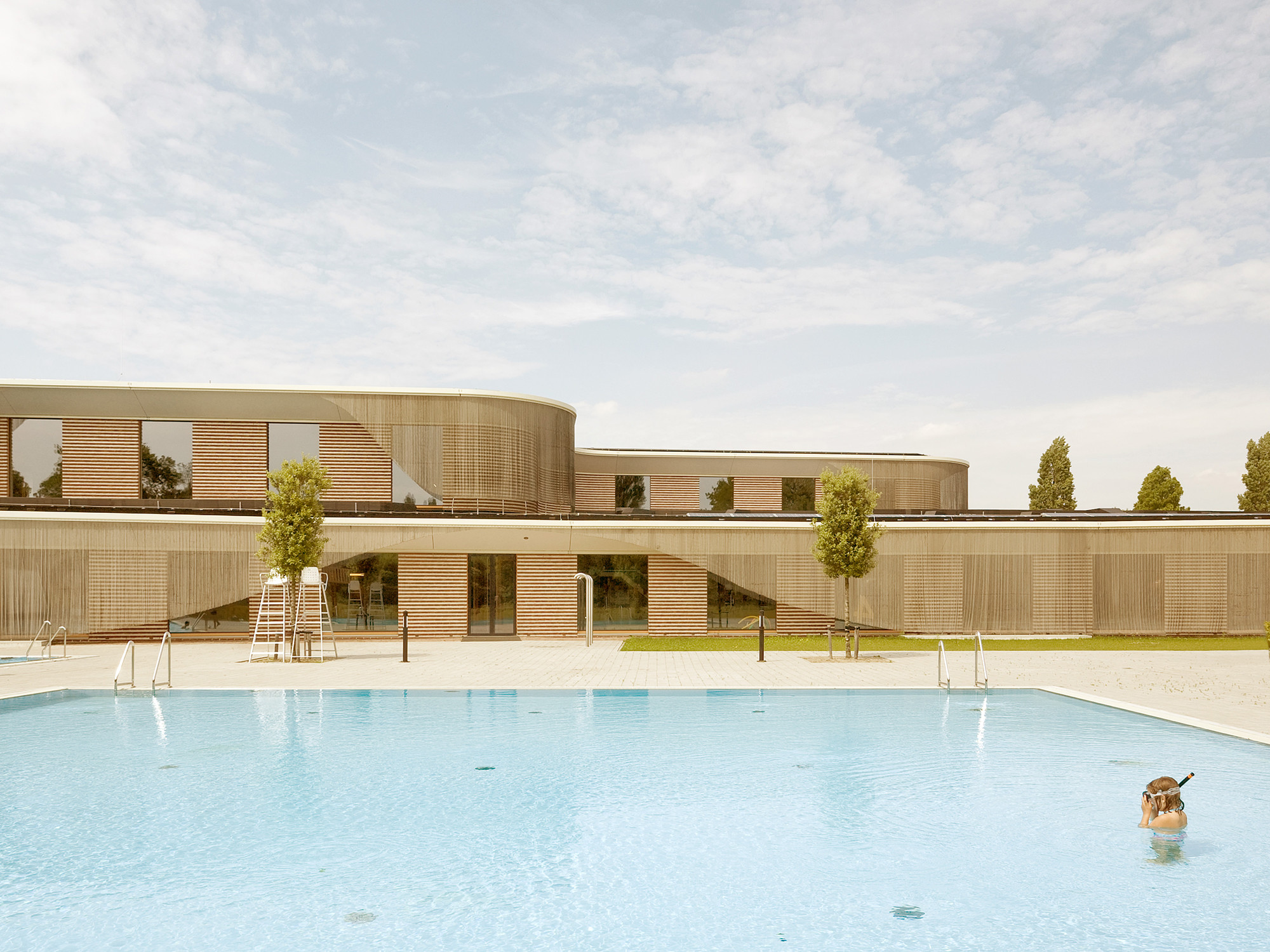 Noorderparkbad in Amsterdam | Fliesen und Platten | Sport/Freizeit ...