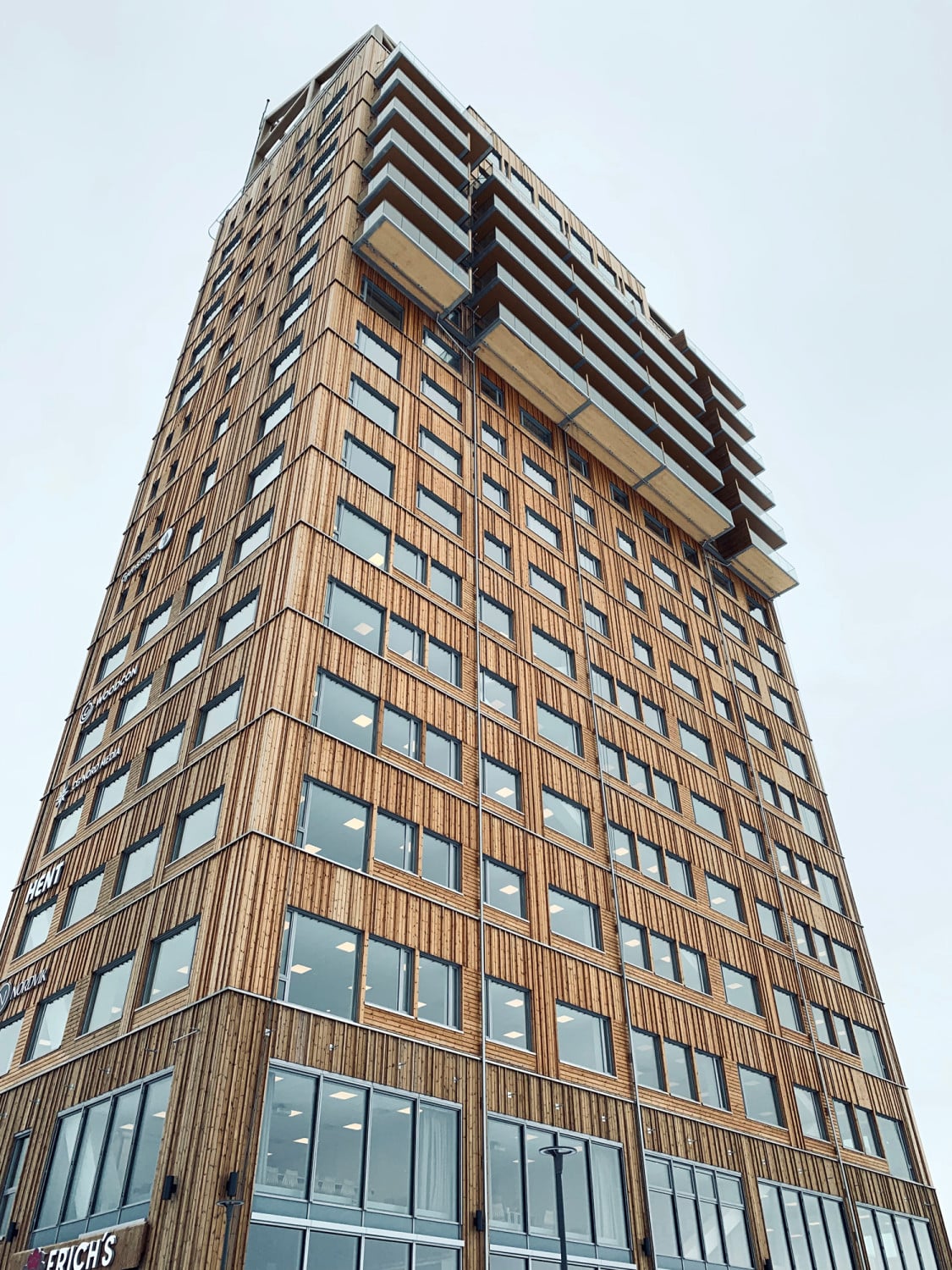 Hochhaus Mjøstårnet in Brumunddal | Holz | Gewerbe/Industrie | BauNetz ...