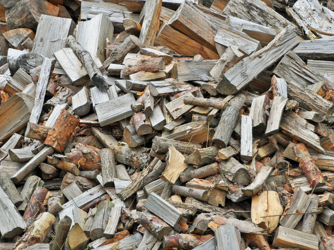 Holzscheit | Holz | Glossar | BauNetz Wissen