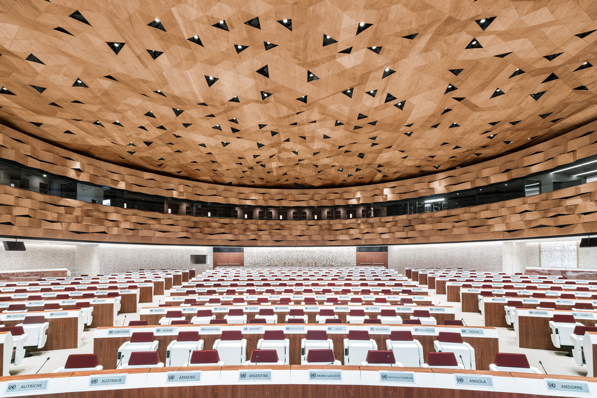 UNO-Konferenzsaal in Genf | Akustik | Sonderbauten | Baunetz_Wissen