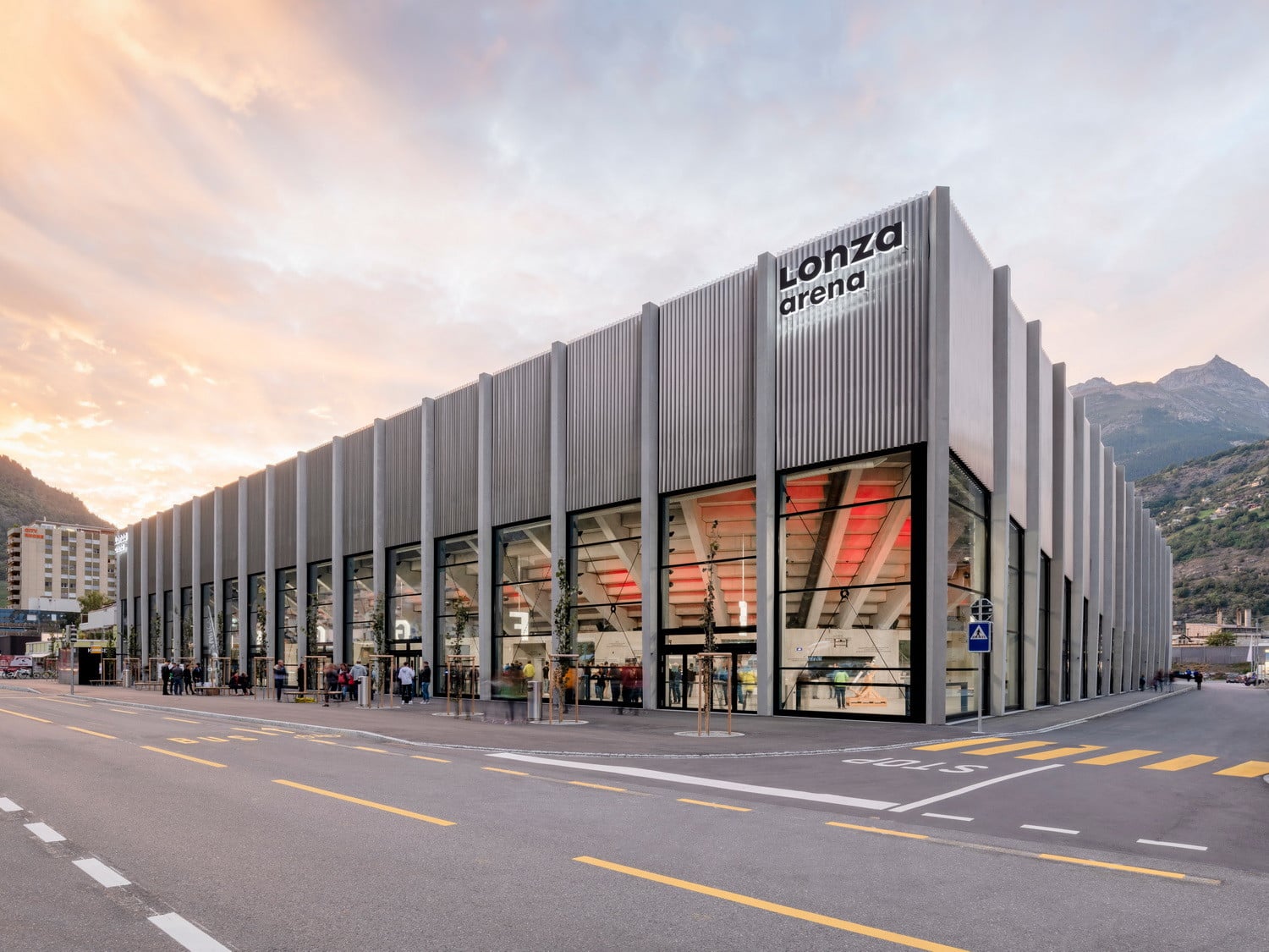 Eis- und Eventhalle Lonza Arena in Visp | Gebäudetechnik | Freizeit ...