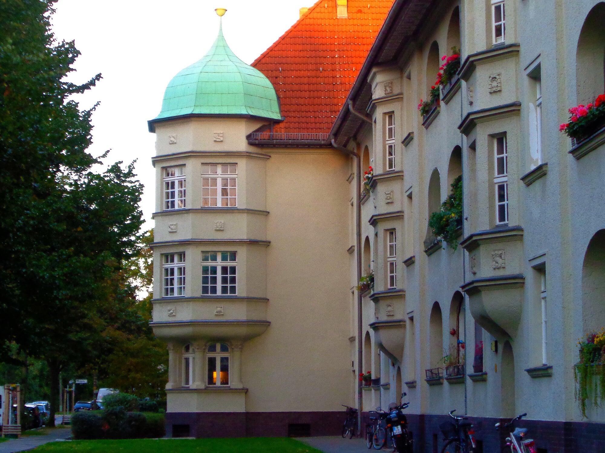 Erkerfenster | Fenster und Türen | Fensterarten | BauNetz Wissen