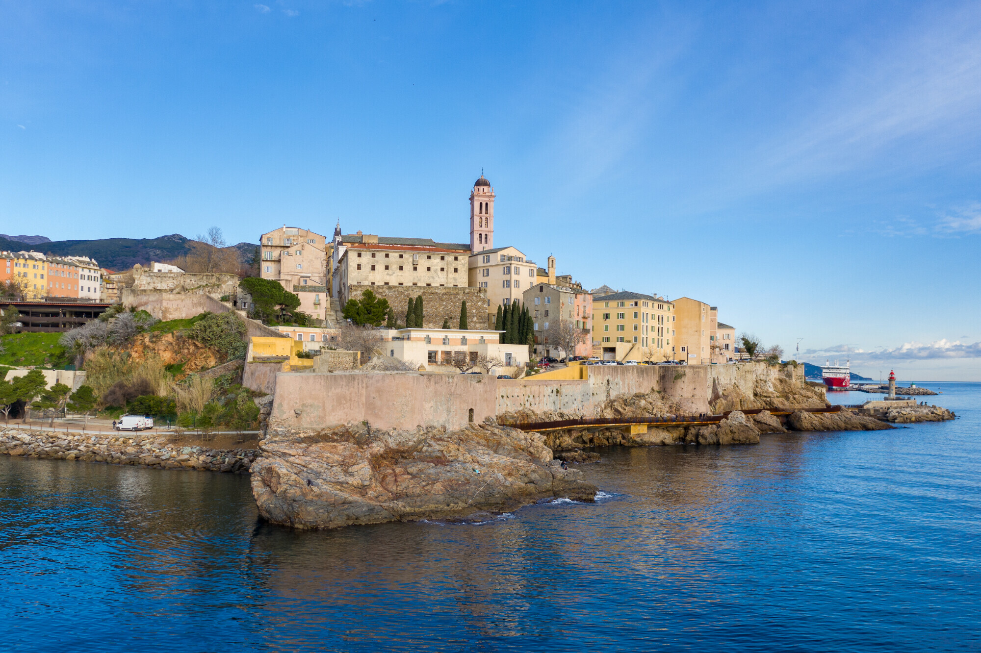 Promenade Aldilonda in Bastia | Gerüste und Schalungen | Verkehr ...