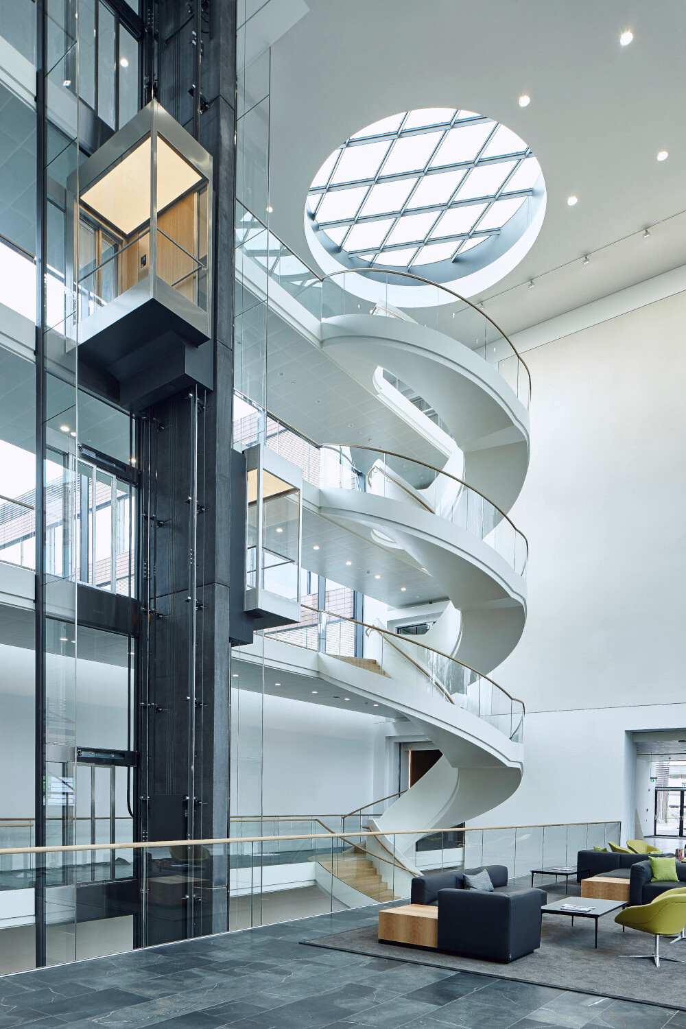 Firmenzentrale Vector Informatik in Stuttgart | Treppen | Büro/Gewerbe ...