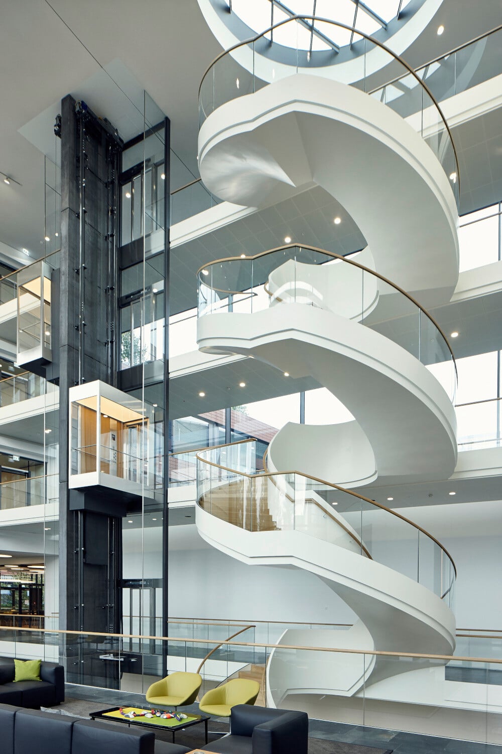 Firmenzentrale Vector Informatik in Stuttgart | Treppen | Büro/Gewerbe ...