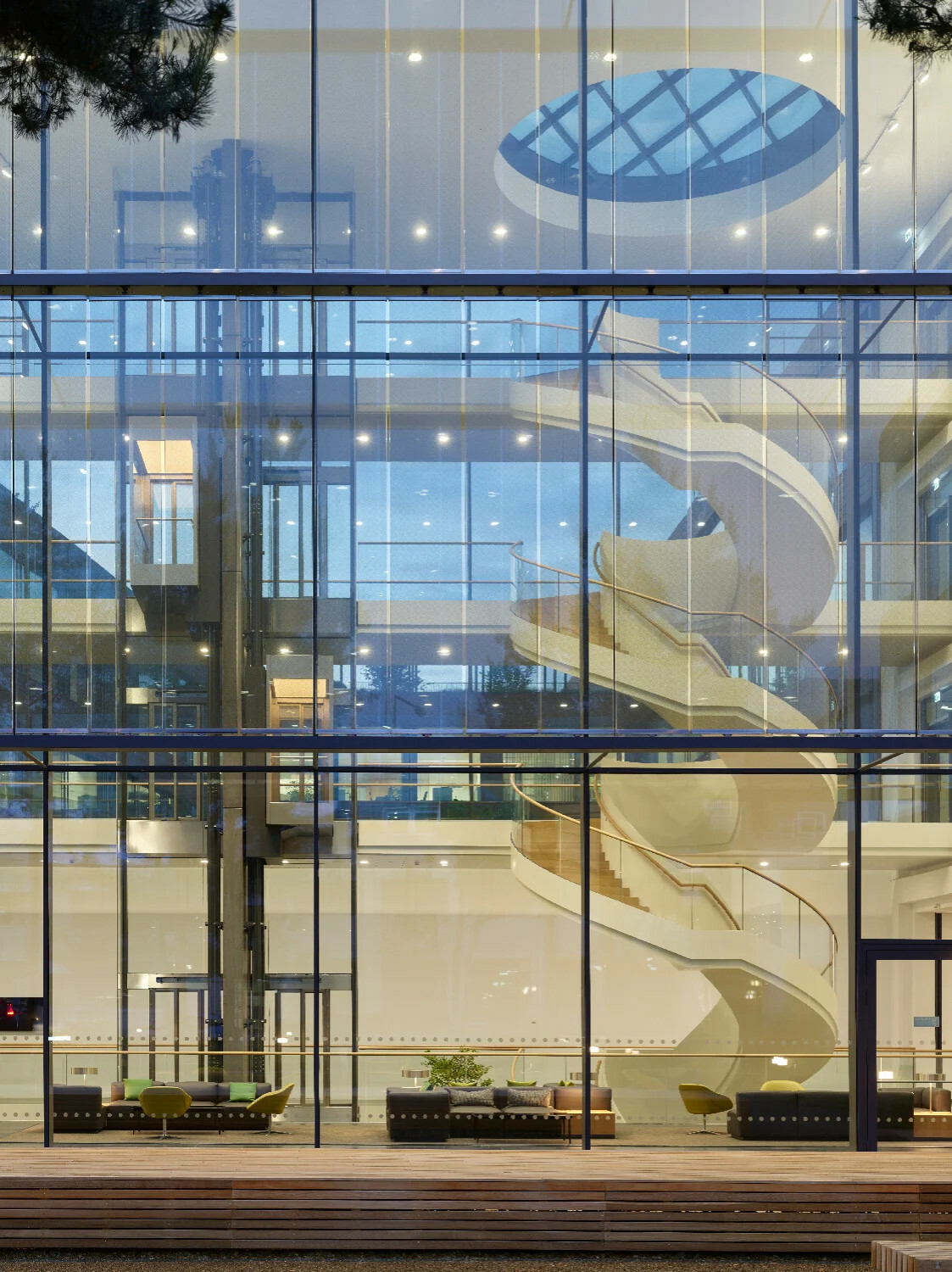 Firmenzentrale Vector Informatik in Stuttgart | Treppen | Büro/Gewerbe ...