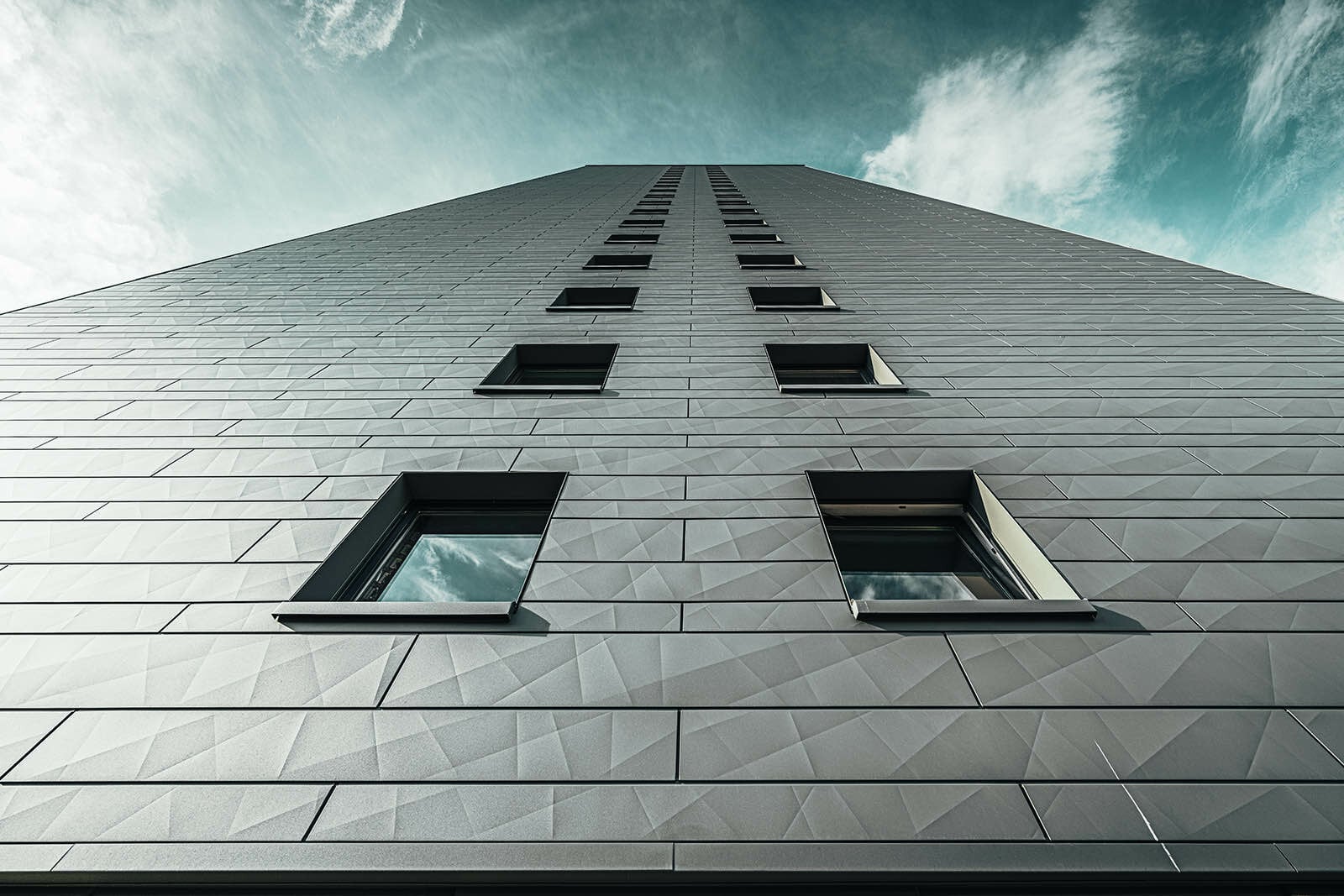 Fassadenelemente aus Aluminium | Fassade | Produkte | BauNetz Wissen