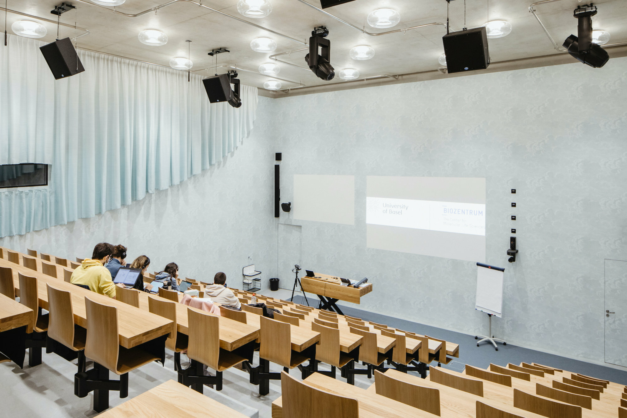 Biozentrum der Universität in Basel | Akustik | Bildung | Baunetz_Wissen