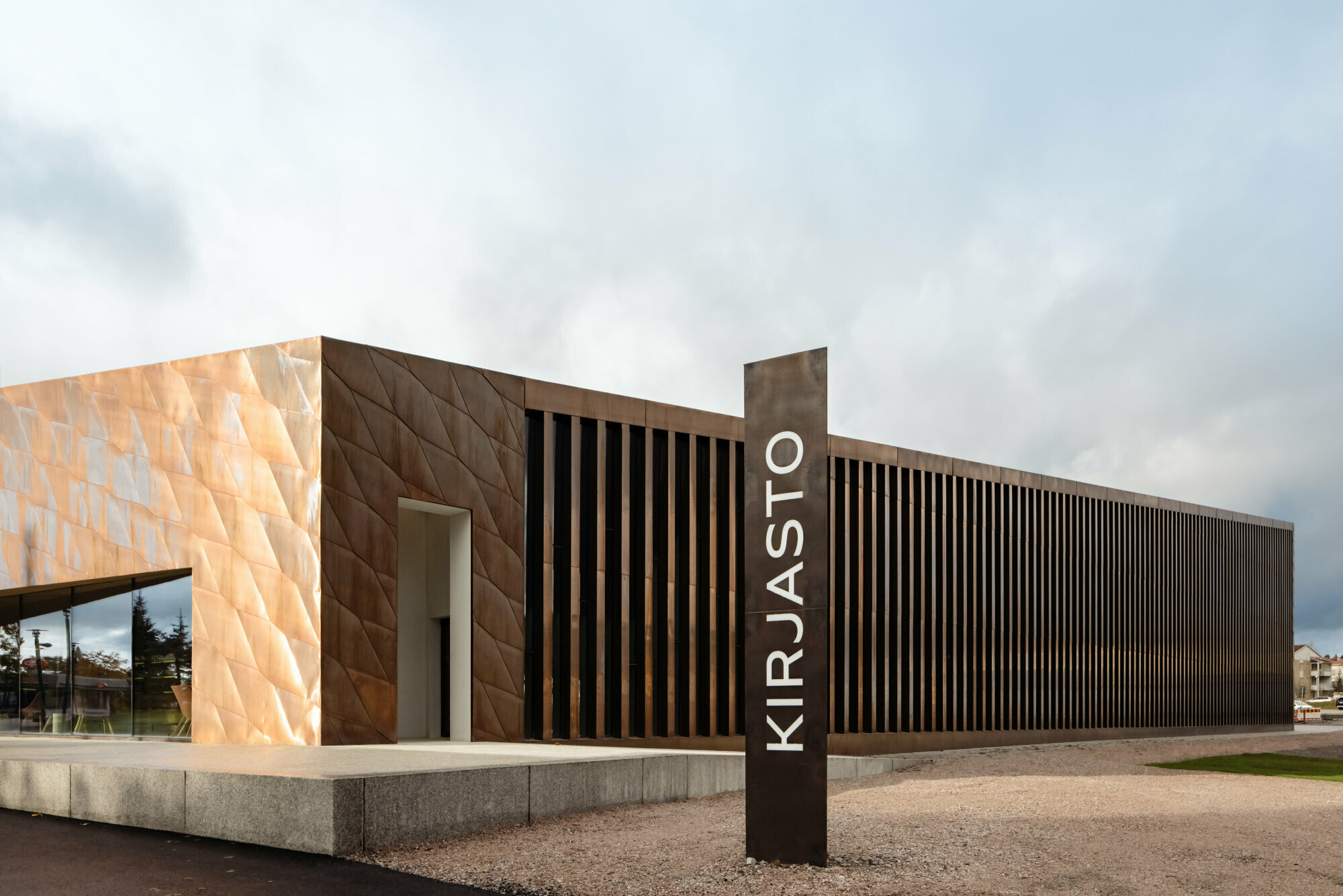 Bibliothek in Kirkkonummi | Fassade | Kultur/Bildung | BauNetz Wissen