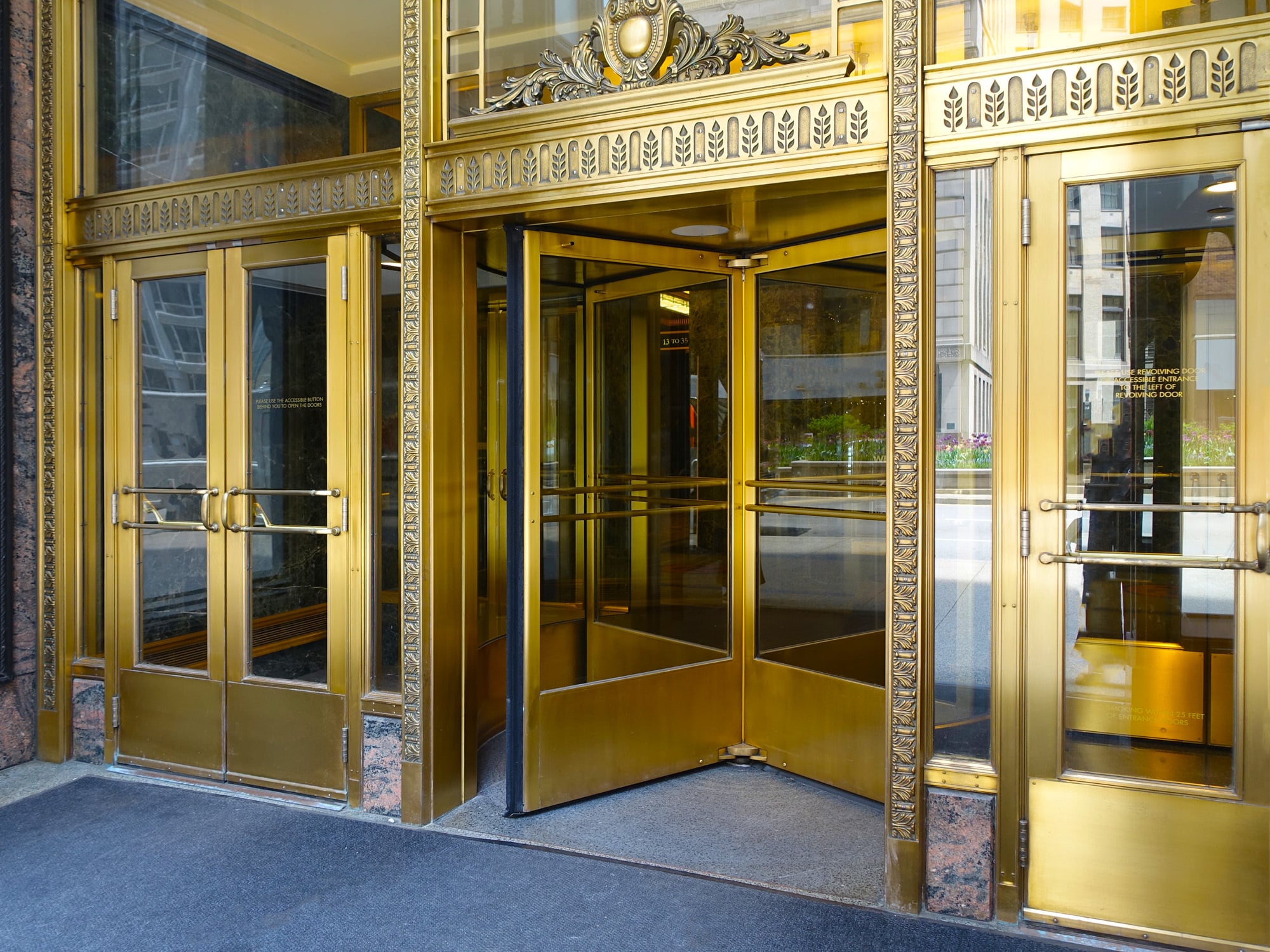 Windfang | Fenster und Türen | Bauphysik | BauNetz Wissen