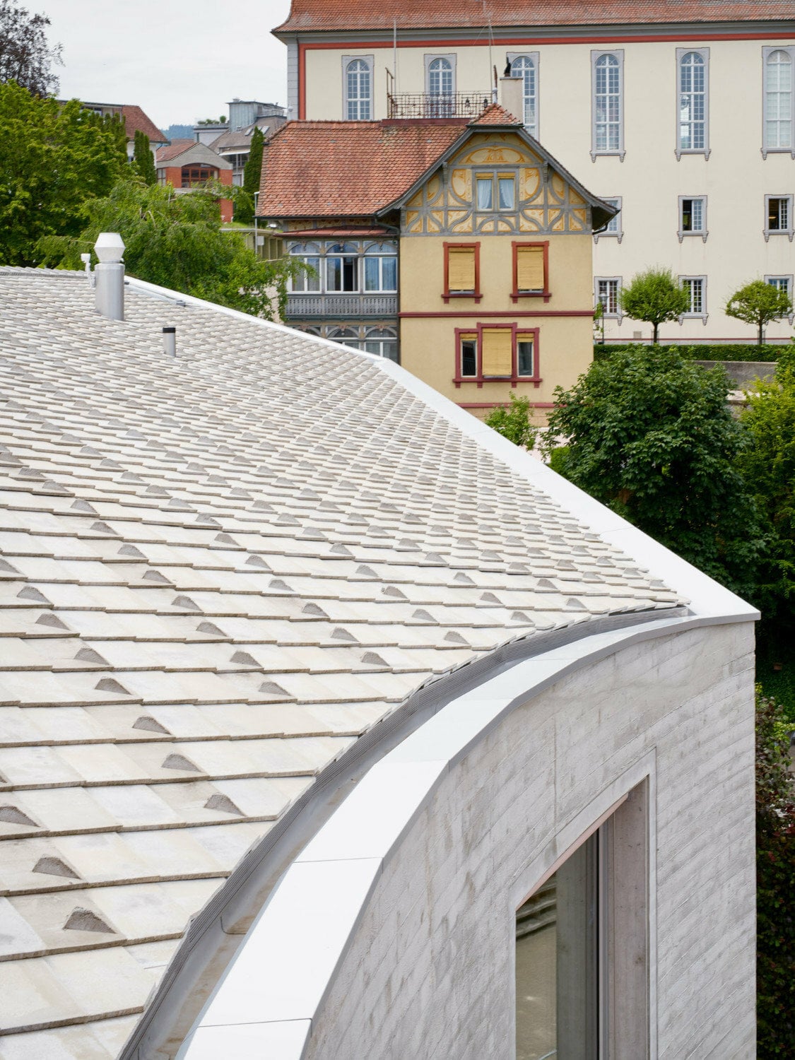 Anbau Intra Muros in Muri | Beton | Wohnen/MFH | BauNetz Wissen