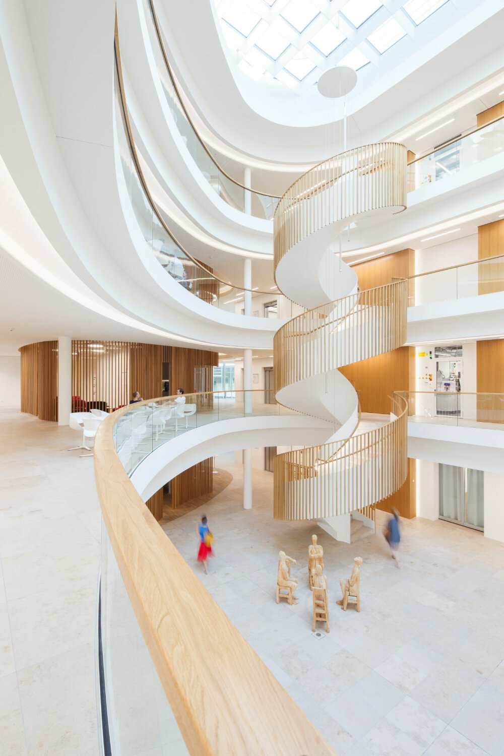 Innovationszentrum am Firmensitz Heraeus in Hanau | Treppen | Büro ...
