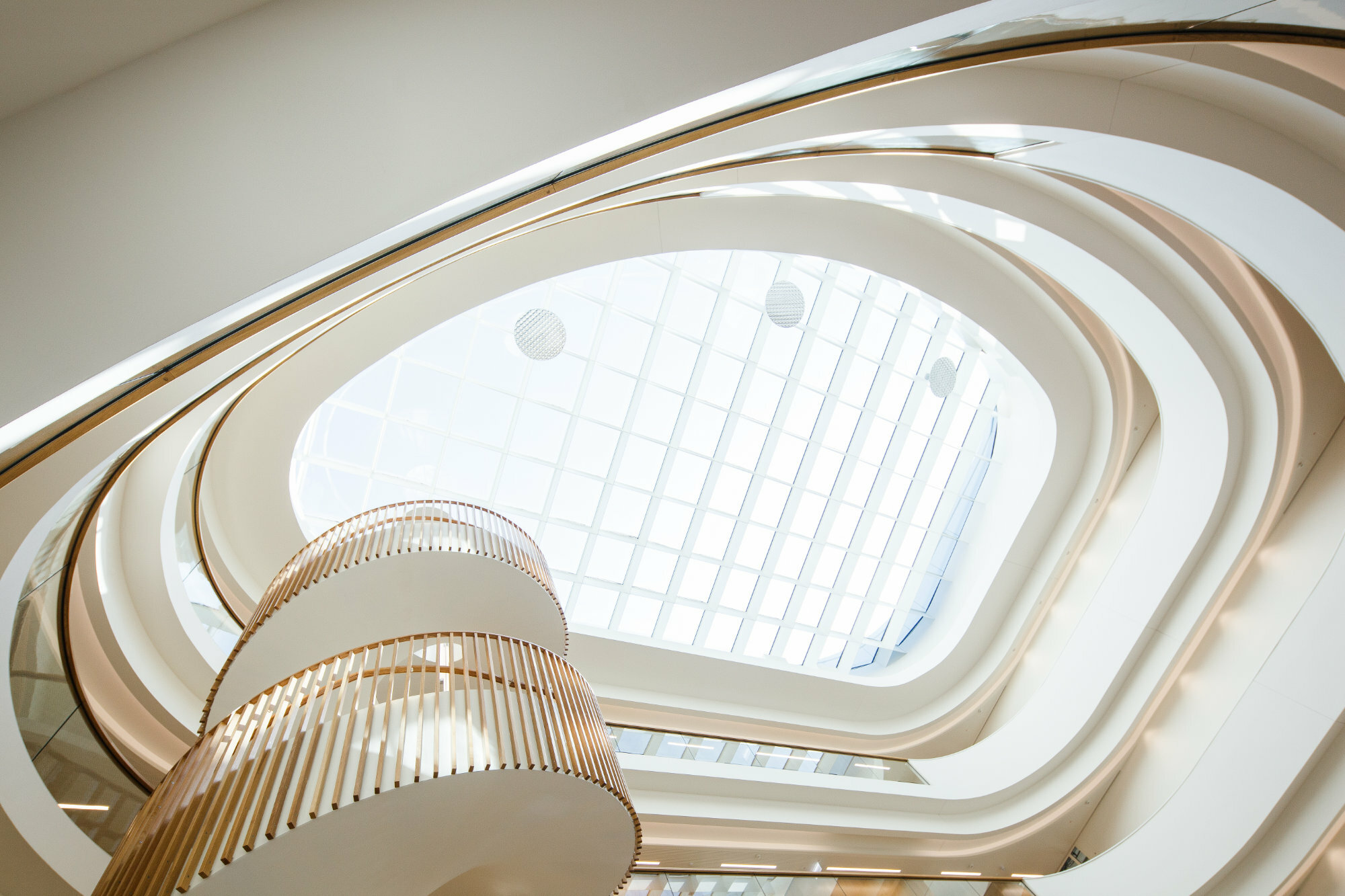 Innovationszentrum am Firmensitz Heraeus in Hanau | Treppen | Büro ...